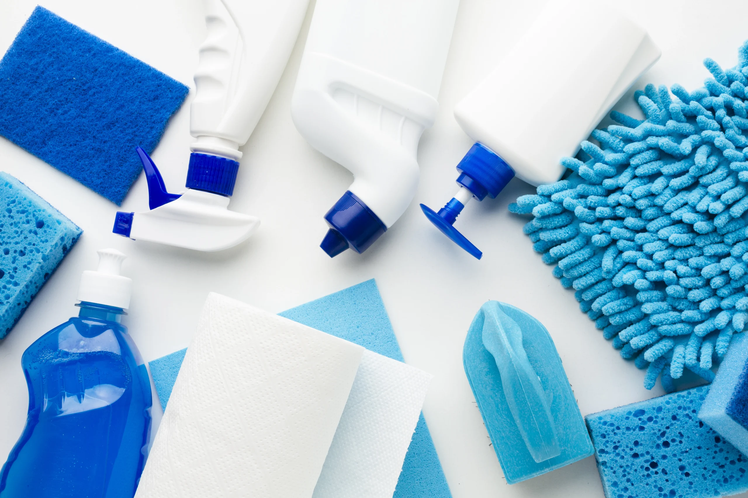 Safe handling of cleaning chemicals in hotels: Housekeeping guide 🏨